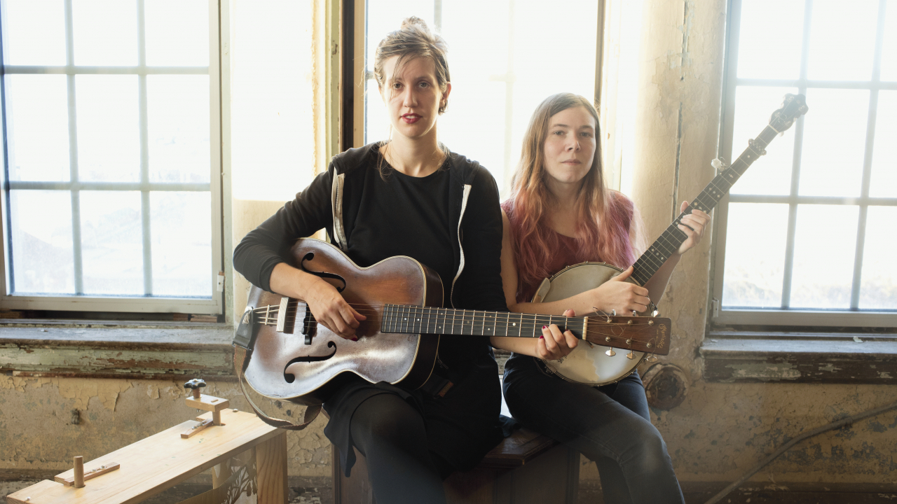 577915322c723aaa5b7a05d9c54686cedde6fdcfdad810e2c00a3e8f99338ca88f974b8 ...